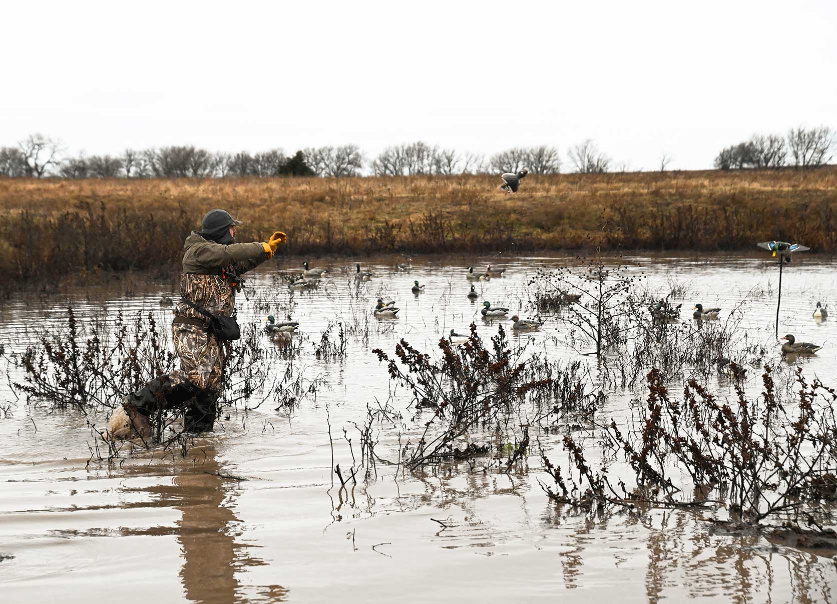 The Science of Waterproofing: What Keeps Your Waders Dry? – Gator Waders